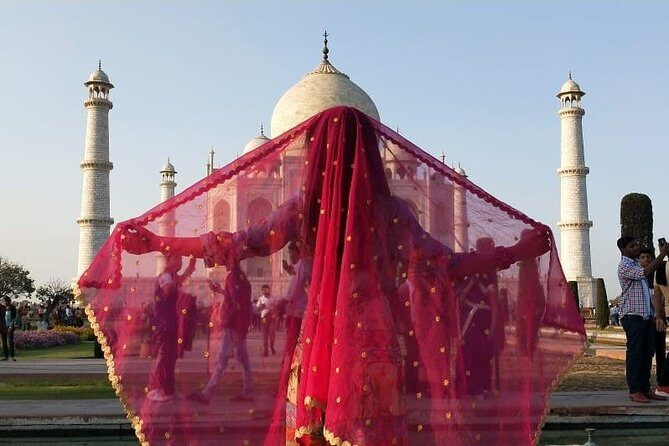 Agra tour from Delhi in First Class Train - Authenticity and Value