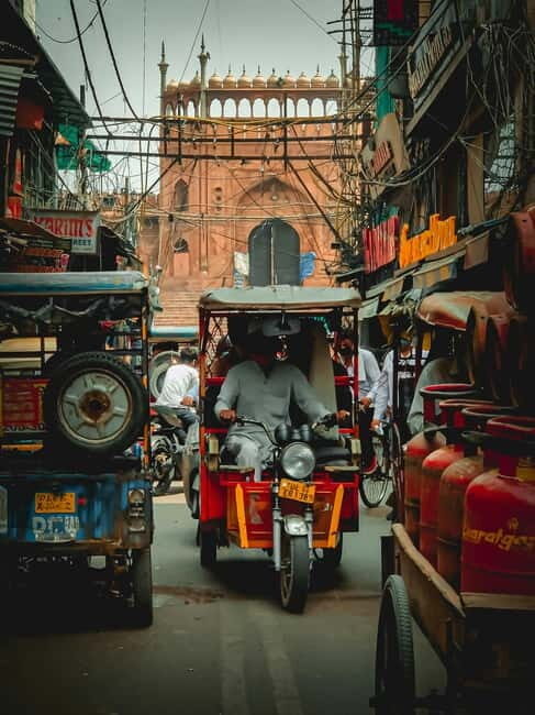 Agra:Heritage Walking Tour By Tuk Tuk, Guide & Street Food - Exploring Lesser-Known Sites
