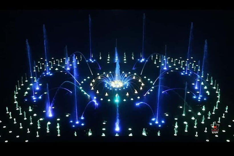 Akshardham Exhibition, Light and Water Show Tour. - What to Expect During Your Visit