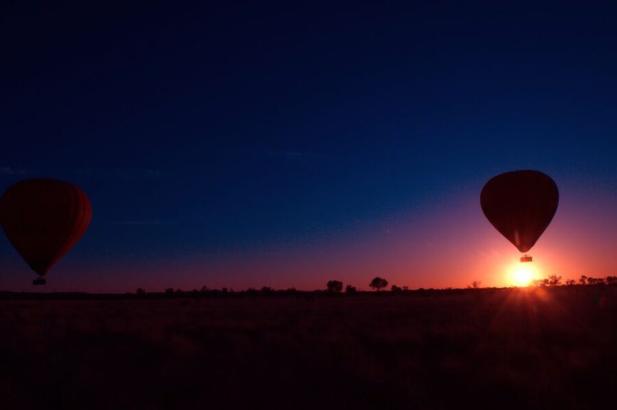 Alice Springs: Early Morning Hot Air Balloon Flight - The Landing and Post-Flight Celebrations