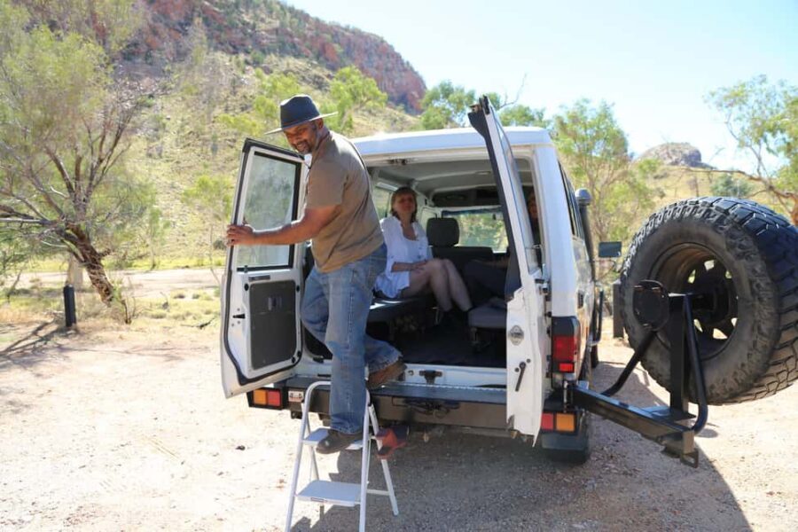 Alice Springs: Simpsons Gap Sunset Watercolor Painting Class - What’s Included and How it Matters