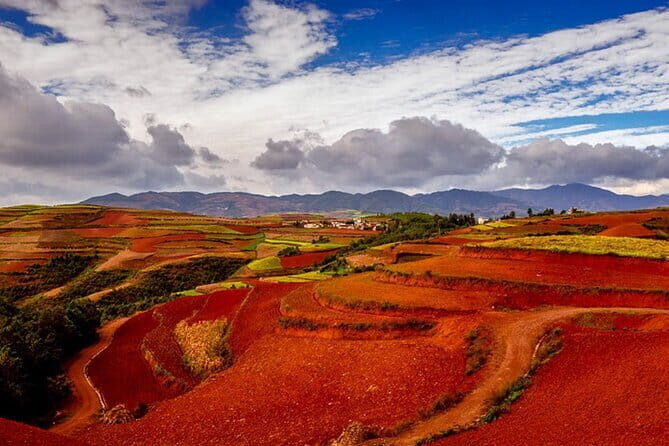 All inclusive Dongchuan red earth tour start from Kunming - The Practicalities: Transportation, Timing, and Group Size