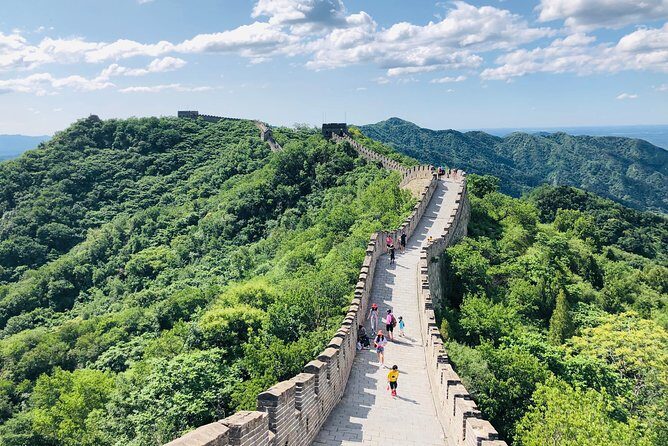 All Inclusive Great Wall Tour with Toboggan Ride - The Back Lakes and Hutongs: A Glimpse into Local Beijing