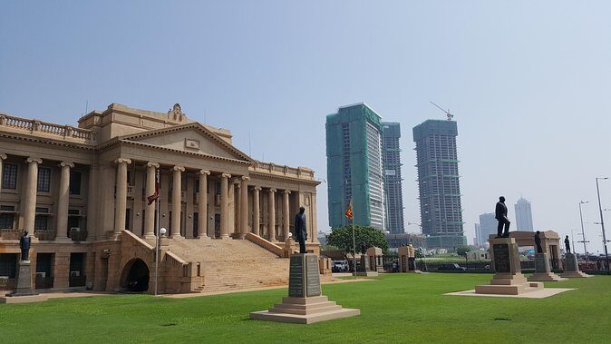All-Inclusive Private Day Trip to Colombo with Lunch - Transportation and Timing