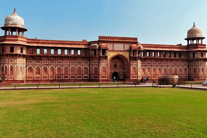 All Inclusive Taj Mahal Day Tour by Super fast Train From Delhi - Why This Tour Offers Great Value