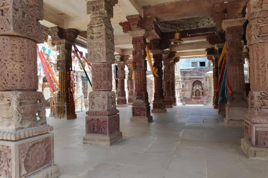 An Unforgettable Camel, Jeep Safari, Meal in Osian Villlage - Exploring Osian’s Ancient Temples