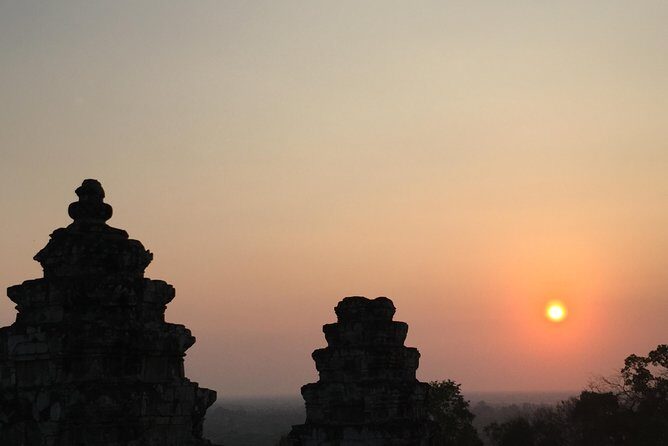Angkor Wat Bakeng Sunset by Motorcycle Private Tour - The Value of a Guided Motorcycle Adventure