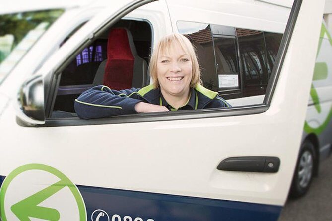 Arrival Transfer: Auckland Airport to Auckland Central City Centre - Who Will Benefit from This Service?