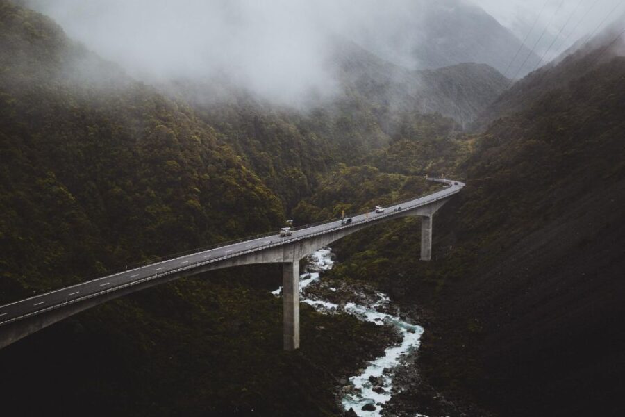 Arthurs Pass Day Tour From Christchurch via Castle Hill - Waimakariri Gorge and Lakes Pearson and Lyndon