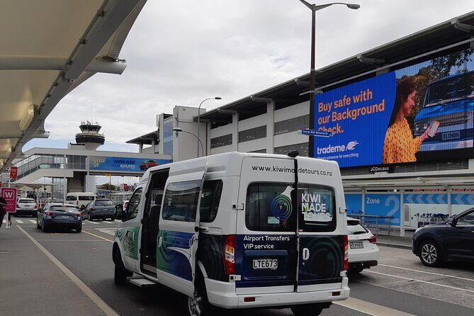Auckland Airport Private Pickup / Transfer - What You Can Expect During the Journey