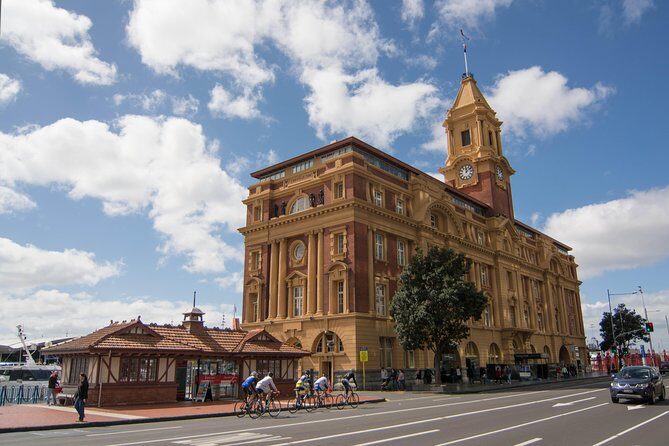Auckland City Highlights, Afternoon Piha Beach & Rainforest Tour - Is This Tour Worth It?