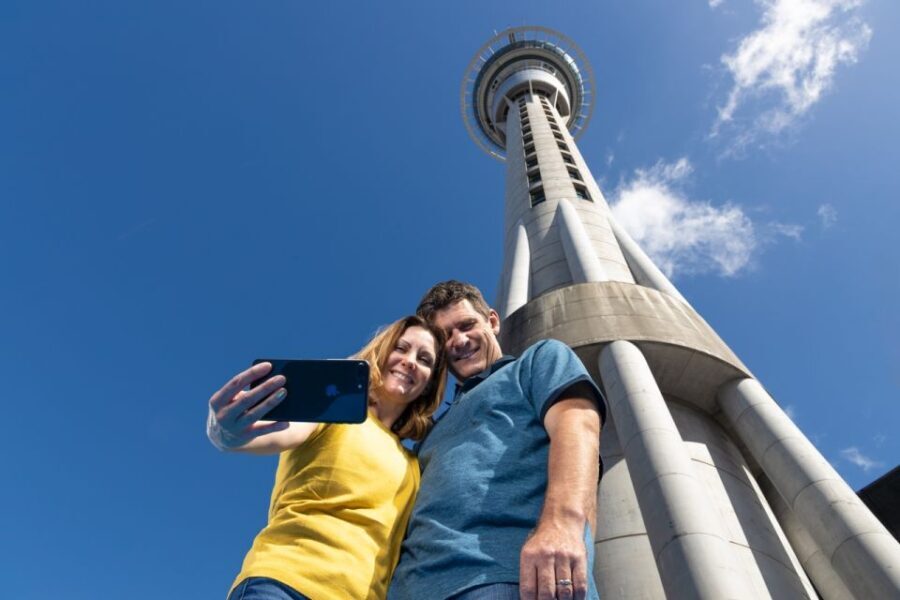 Auckland: Hop-On Hop-Off Explorer Bus Ticket - Why This Tour Works Well