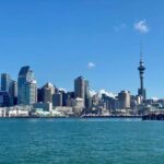 Auckland: Wine and Cheese Cruise with Live Commentary - The Commentary and Atmosphere