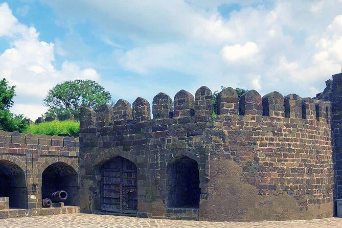 Audio Guided Walking Tour of Daulatabad Fort, Aurangabad - What’s Included and What’s Not