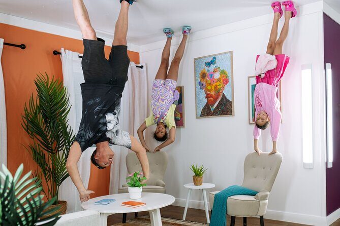 Australia's First Upside Down House Photo Experience - Location and Accessibility