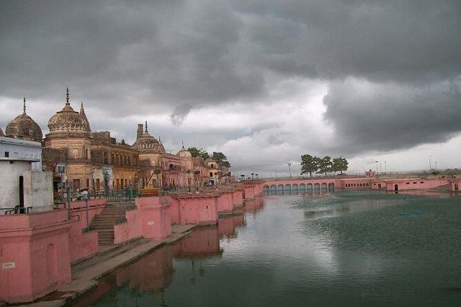 Ayodhya Tour From Lucknow (Same Day) - Assessing the Value