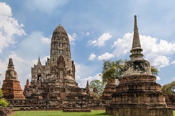Ayutthaya Three Temple Tour with Scenic Boat Ride - A Closer Look at the Itinerary
