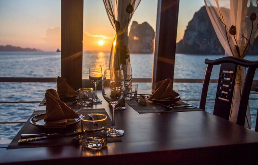 Bai Tu Long Bay 2 Days 1 Night With Renea Cruise - The Itinerary in Detail