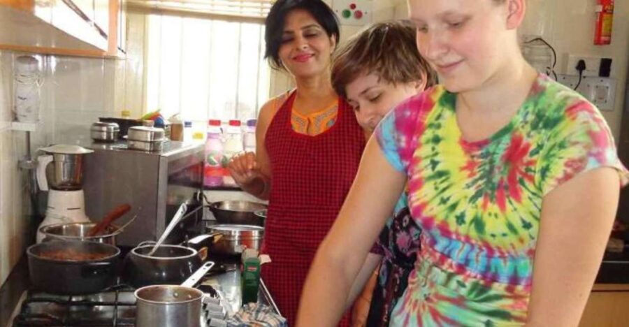 Bangalore: Traditional Cooking Classes & Dinner with Family - Logistics and Practicalities