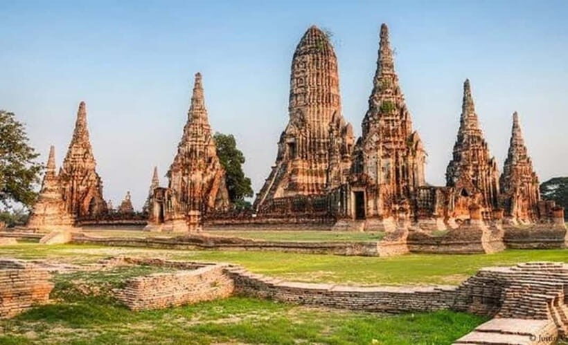 Bangkok: Ayutthaya Temples and River Cruise Day Tour - The River Cruise Experience