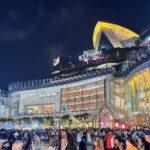 Bangkok: Carnival Party Dinner Cruise with Live Performance - Breakdown of the Itinerary