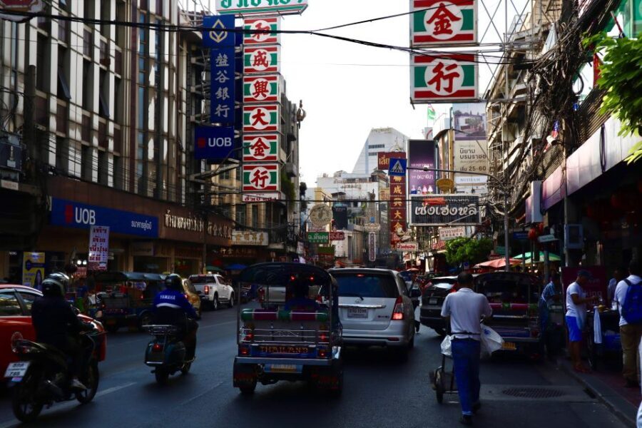 Bangkok: Chinatown Street Food Tour with 8+ Local Dishes - The Itinerary: What to Expect