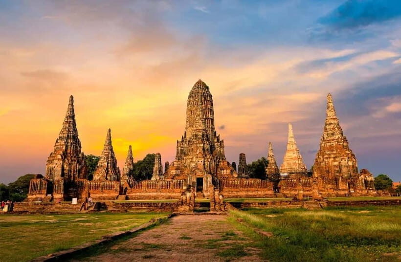 Bangkok: Damnoen Saduak and Ayutthaya Private Day Trip - Who Will Love This Tour?