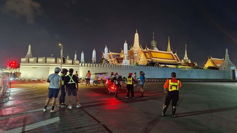 Bangkok: Night Cycling Adventures - Detailed Breakdown of the Itinerary