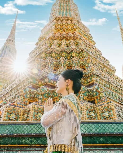 Bangkok: One Day Thai Costume Rental (Lady) - What to Expect from a Thai Costume Rental Tour in Bangkok