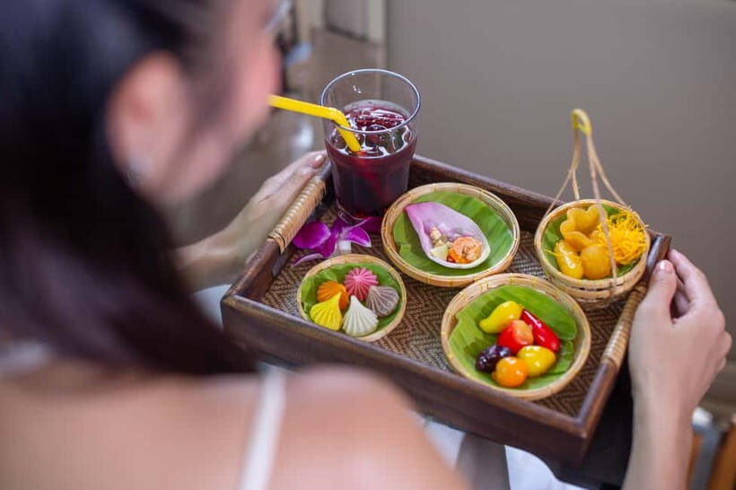 Bangkok: Premium Damnoen Saduak & Railway Market By Food Bus - Exploring the Itinerary: What You Can Expect