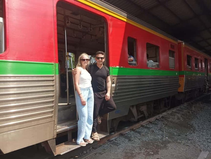 Bangkok: Private Floating & Railway Markets with Farm Visits - The Quality and Value of the Tour