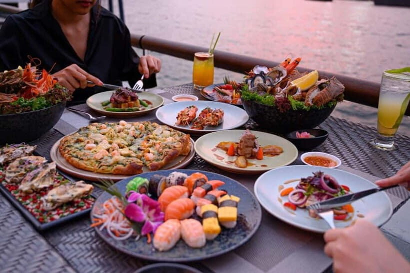 Bangkok: River Barge at Chatrium Hotel Riverside Bangkok - What to Expect on a Typical Day