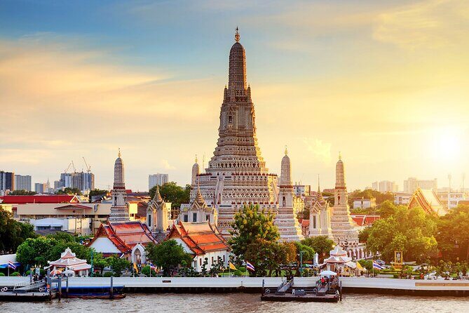 Bangkok Three Temple City Tour to Wat Traimit, Wat Pho, Wat Arun - Transport and Practicalities