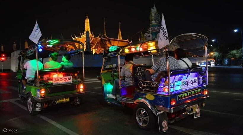 BANGKOK TOUR AT DUSK - Transportation & Group Size