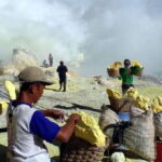 Banyuwangi/Bali: Ijen Volcano Midnight Blue Fire Guided Tour - Why This Tour Offers Great Value