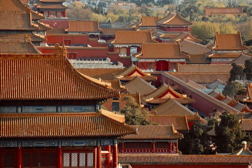 Beijing: Mutianyu Great Wall and Jingshan Park Day Tour - Exploring the Mutianyu Great Wall