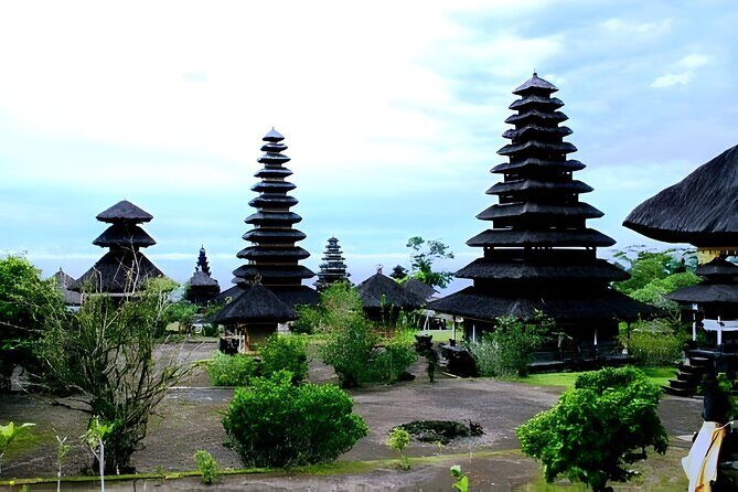 Besakih Temple Tour,Kehen Temple,Tirta Empul,Goa Gajah Temple - The Practical Side: What’s Included & What’s Not