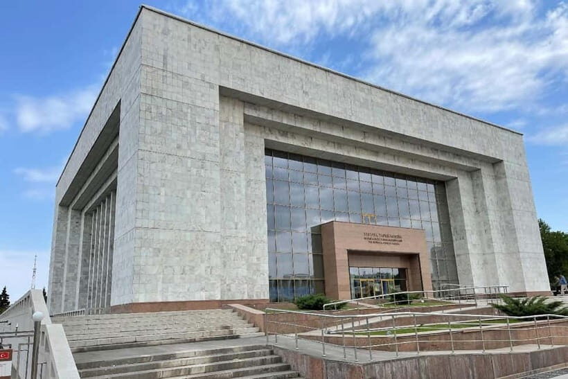 Bishkek: Landmarks, History & Culture Walking Tour - Practical Aspects of the Tour