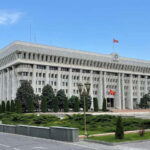 Bishkek: Private City Tour with Local Guide & Snacks - The State History Museum and Victory Square