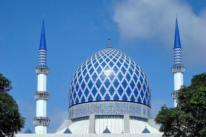 Blue Mosque And Batu Caves Tour - In-Depth Look at the Itinerary