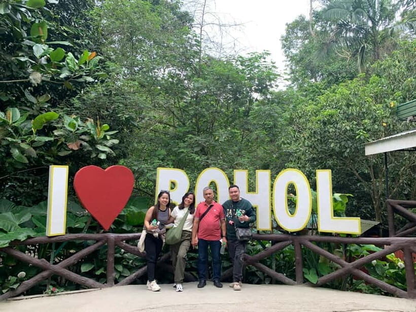 Bohol: Chocolate Hills, Tarsier, and Loboc River Tour - What to Expect During the Tour