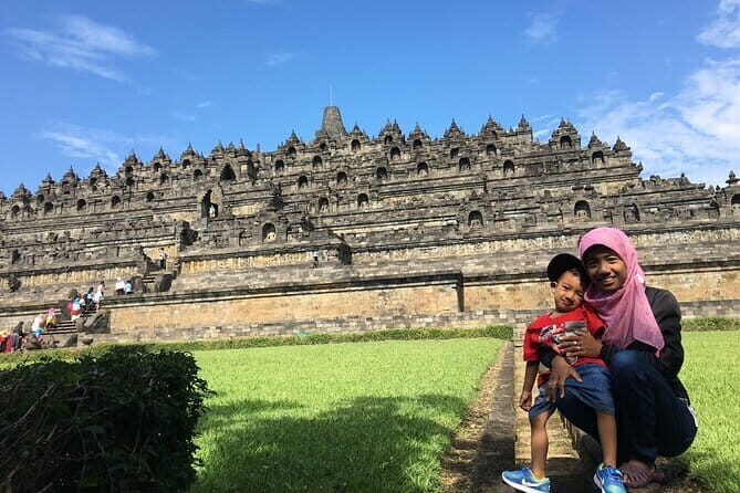 Borobudur and Prambanan Temples Full Day Private Tour - Itinerary Breakdown: What You’ll Experience