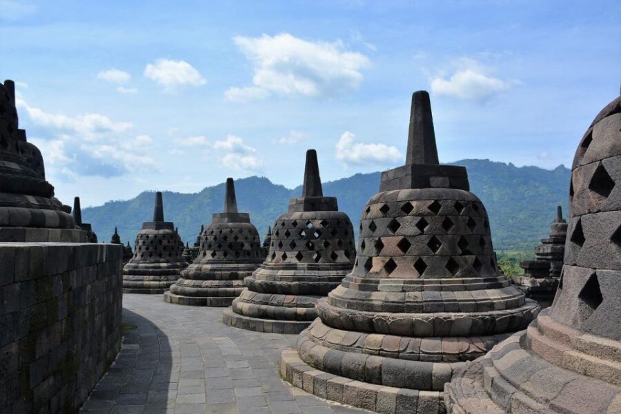 Borobudur climb to the top and Prambanan from Yogyakarta - The Value of This Tour