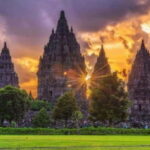 Borobudur &Prambanan Temple Tour Guaranteed Climb to the top - Transition to Prambanan