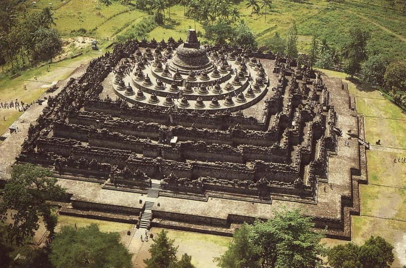 Borobudur Tour : guarantees climb up top of temple structure - Why Choose This Tour?
