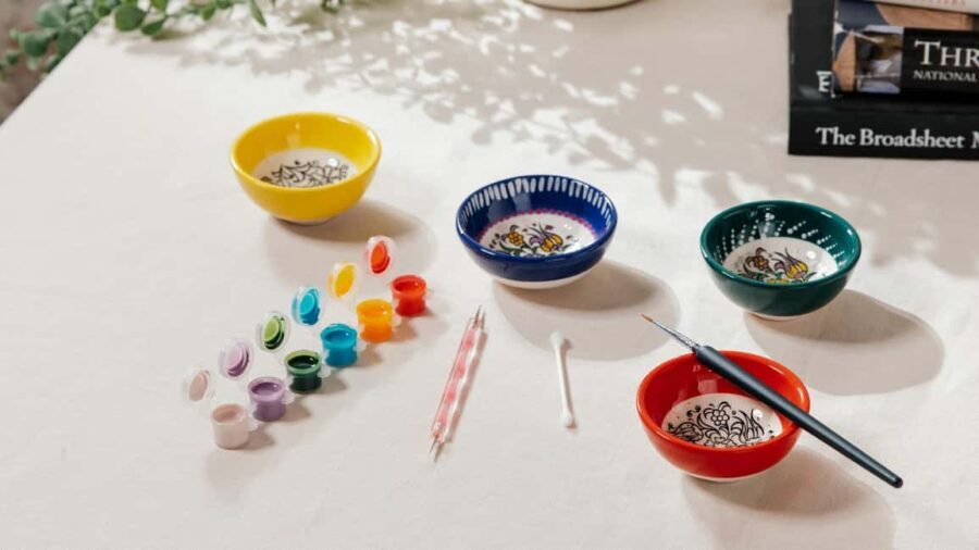 Brisbane: Ceramic Plates & Bowls Paint and Sip Classes - The Experience in Detail