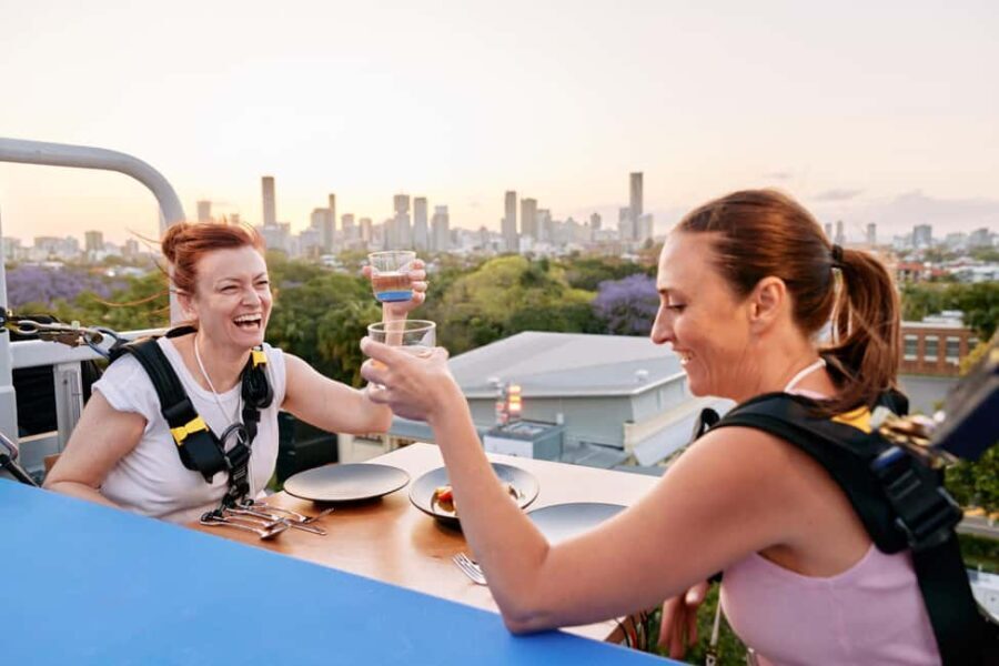 Brisbane: Vertigo Dinner  Dining on the Edge - A Complete Look at the Vertigo Brisbane Experience