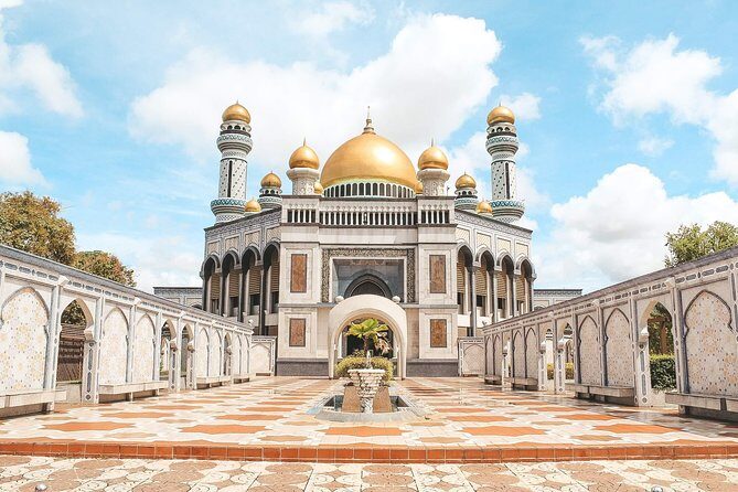 Brunei Half Day City Tour with Royal Regalia, Istana Nurul Iman & Kampung Ayer - Practical Details & Tips