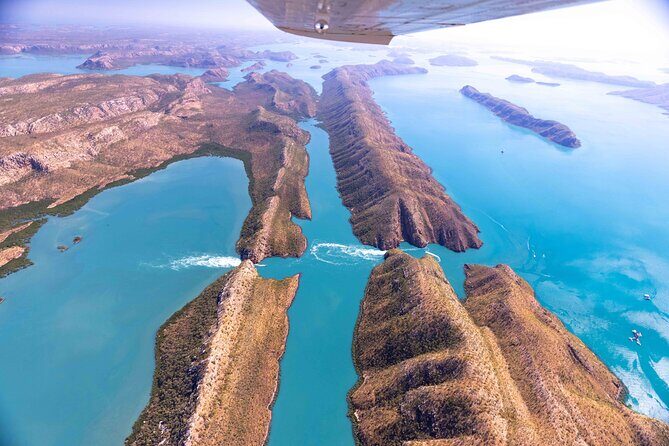 Buccaneer Explorer - Dry Season - The Flight and Group Experience