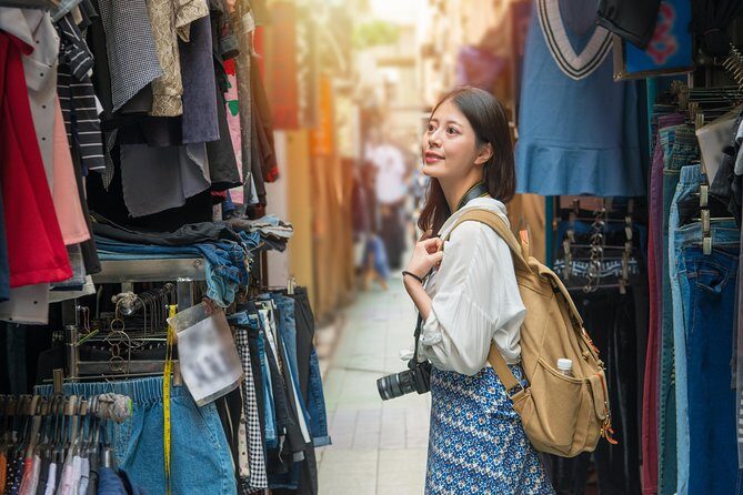 Bustling Markets of Delhi (Guided Half Day Shopping Tour) - Transportation and Comfort
